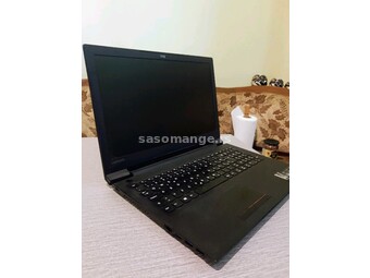 Lenovo 2 i3-6006U/8GB/DDR4/SSD 240 KINGSTON