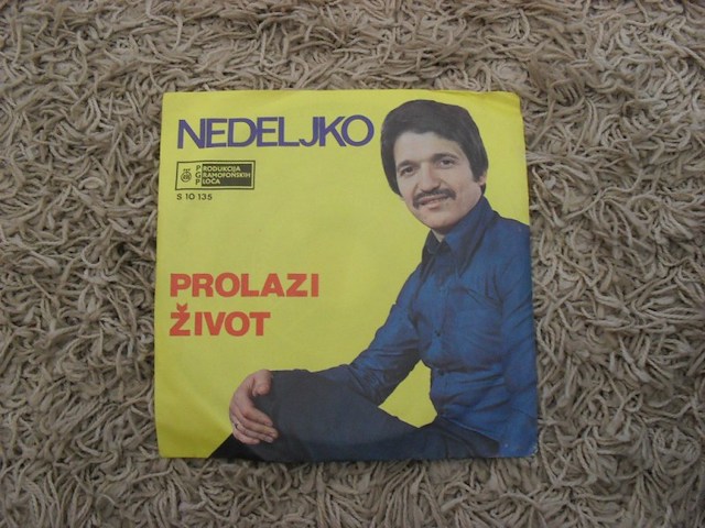 Nedeljko Bilkić - Prolazi Život