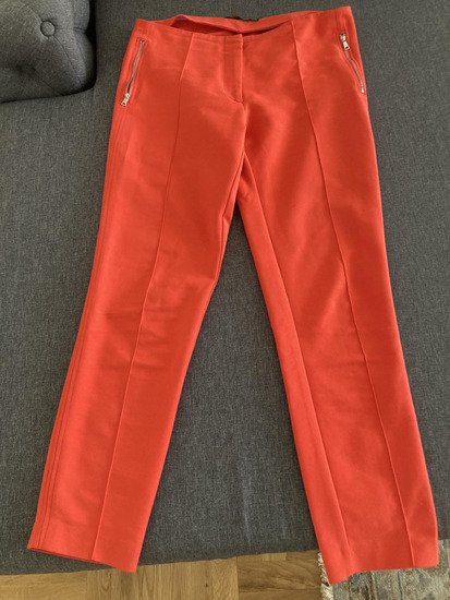 Zara Crvene Pantalone