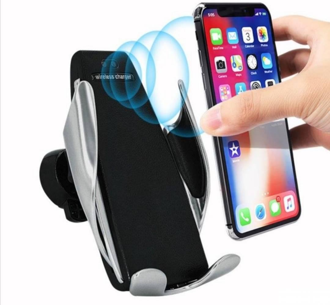 Bluetooth bežični auto punjač S5