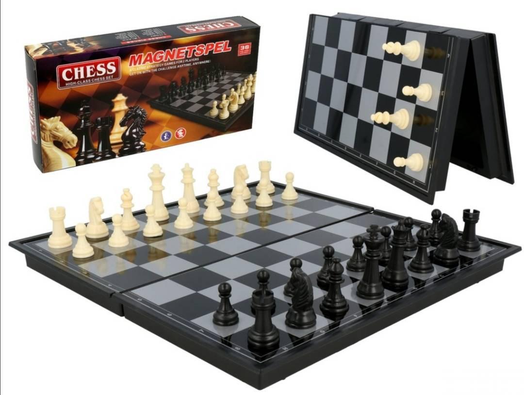 Šah, društvena igra šah sa magnetnom šahovnicom