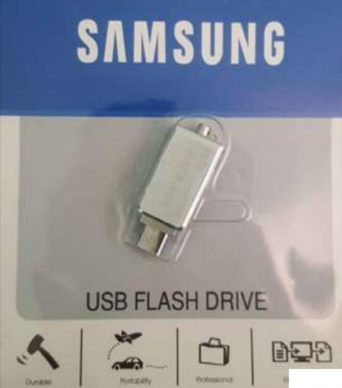 Samsung 2u1 USB + memorijska kartica od 8GB