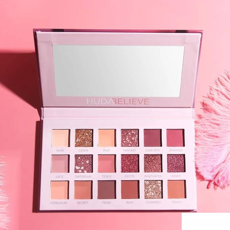 HUDA BEAUTY nude Naughty/paleta senki