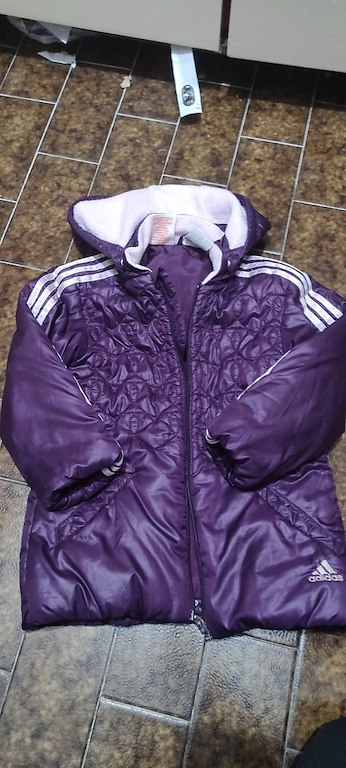 Adidas jakna za devojcice vel 104