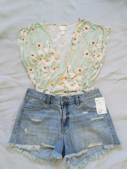 H&M floral mint majica