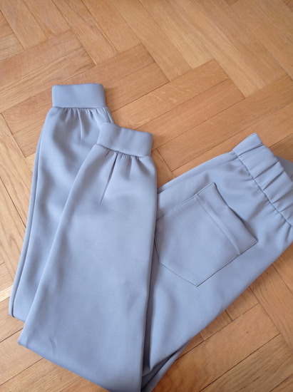 Zara pantalone