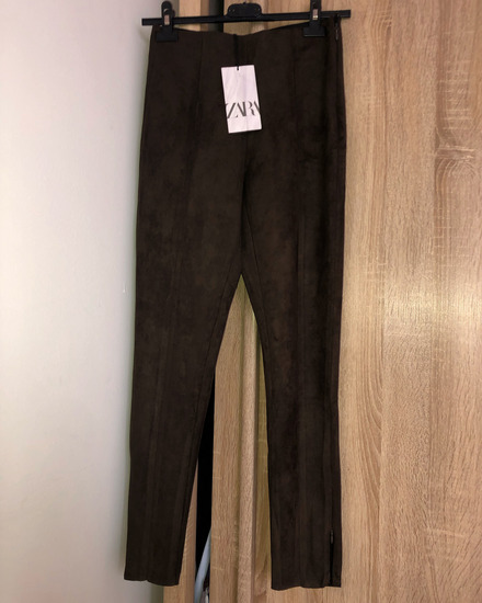 Zara pantalone