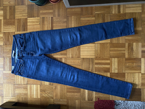 Levi’s farmerke nove (postarina gratis)