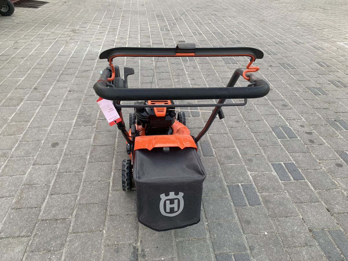 Husqvarna LC 347V