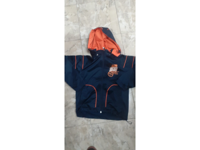 D 21 sportski duks vel 134/140