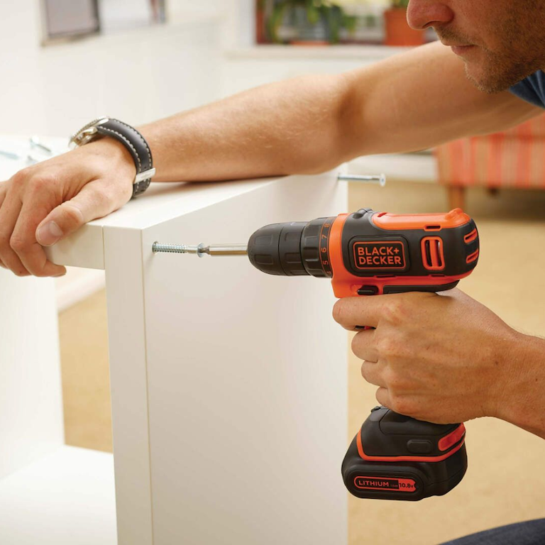 Black and Decker Akumulatorska bušilica odvijač 10.8 LI-Ion, BDCDD12