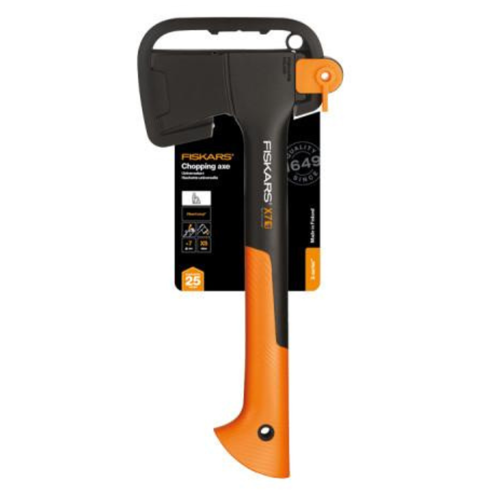 Fiskars Sekira X 7 – XS 1015618, 040247