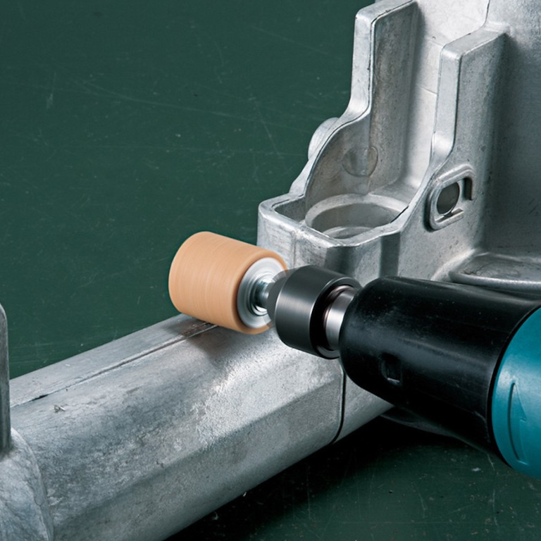 Makita Ravna brusilica 240W 6mm, GD0603