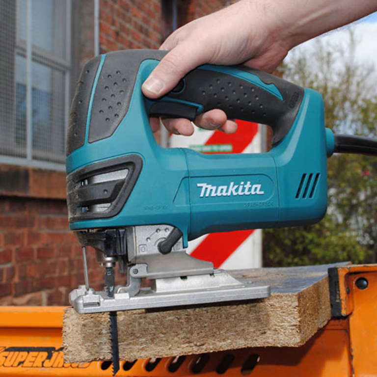 Makita Ubodna testera 720W 26mm, 4350FCT