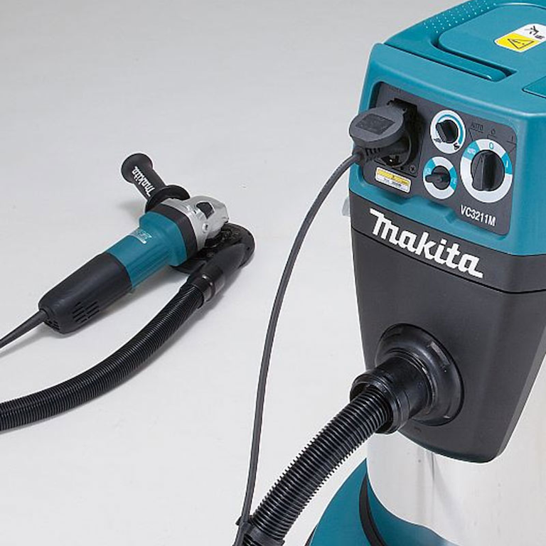 Makita Usisivač 1050W 32L, VC3211HX1