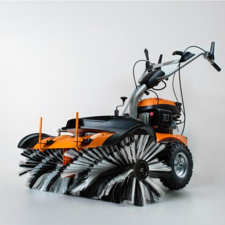 Villager – Motorni čistač sweeper VSS 100 3,6 kW / 3600 rpm – 060093