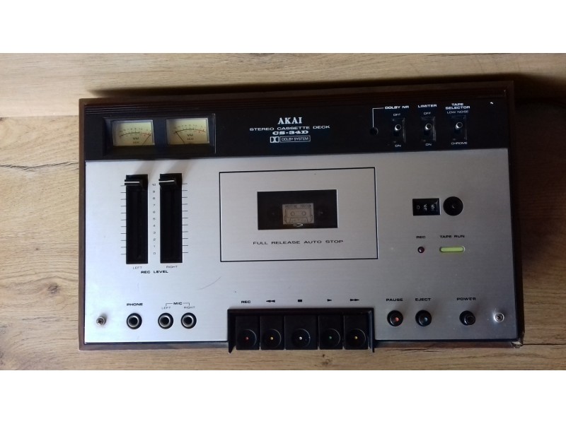 Akai CS-34D