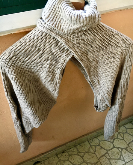 Zara crossover knit arm warmer dzemper
