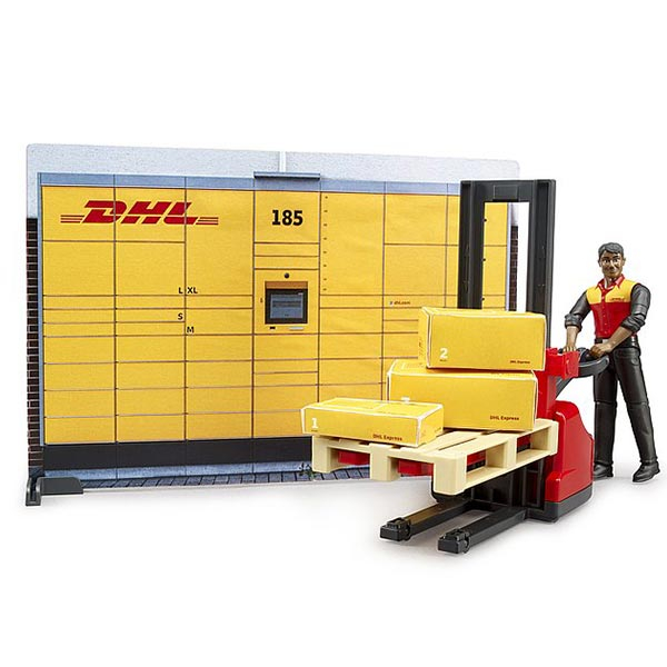 Set DHL Paketshop sa paletarom i figurom Bruder 622510