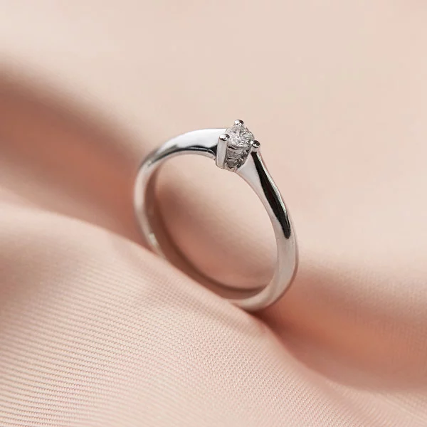 Prsten sa dijamantima, 184