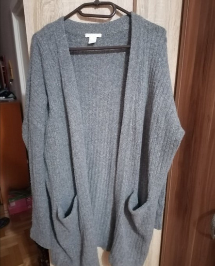 H&M džemper - jakna M do XL veličina