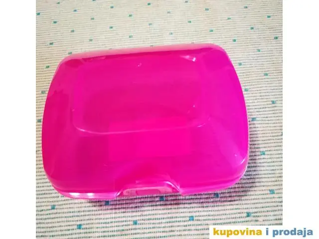 Nova kutija za sapun pink boje