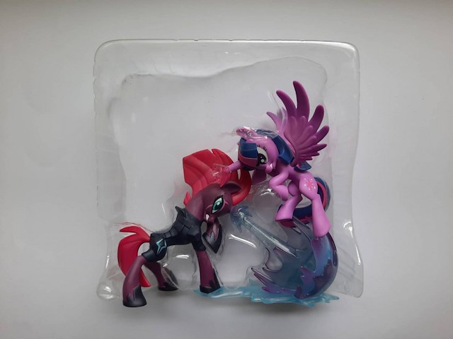 My Little Pony - Tempest Shaddow &;;; Twilight Sparkle