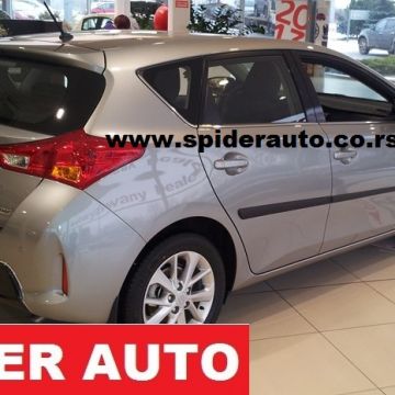 ZAŠTITNE LAJSNE ZA VRATA TOYOTA AURIS 5VRATA 2013-I NOVIJI