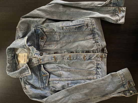 Strukirana jeans jakna
