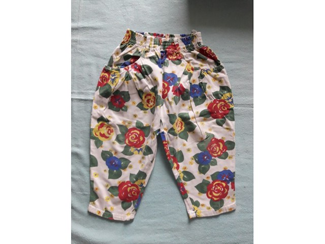 Sarene pantalone 2-3