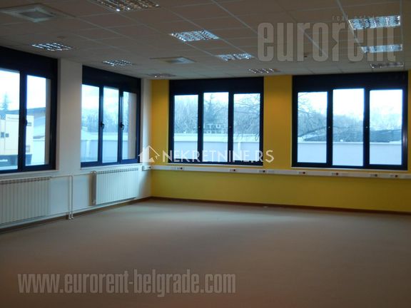 #31382, Izdavanje, P.P., BEŽANIJSKA KOSA, 6200 EUR