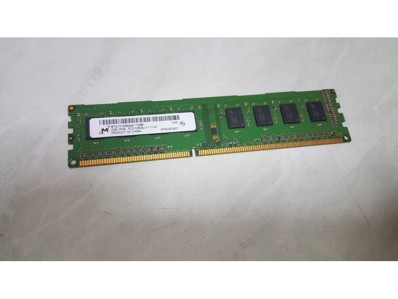 ddr3 2gb memorija micron ispravna 1600mhz