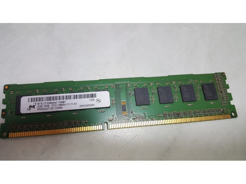 ddr3 2gb memorija micron ispravna 1600mhz