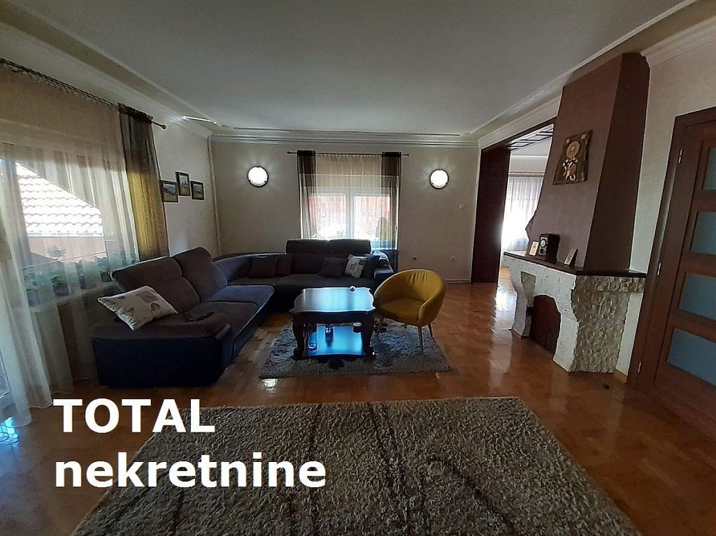 KUćA VETERNIK, 329600€