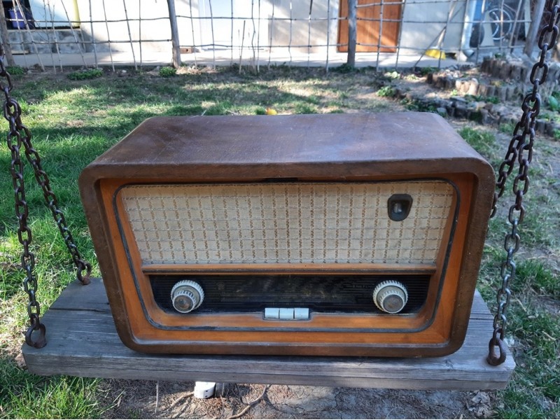 Stari radio Szimfonia R946F