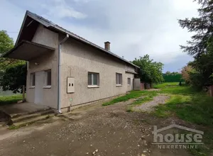 Prodaja Kuća - Petrovaradin, Sadovi