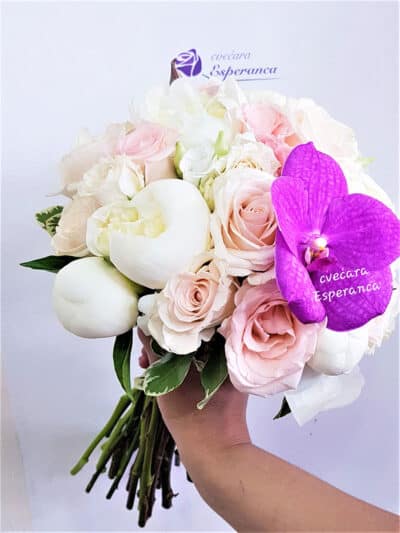 Bidermajer – Božur, ruža, orhideja vanda, dekoracija
