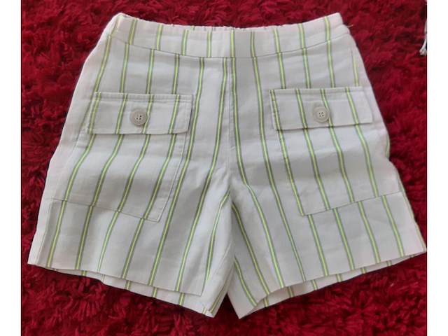 Zara elegantan pamucan shorts 152