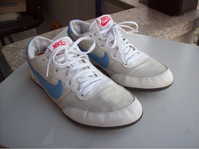 NIKE zenske patike 39 broj(25 cm)THAILAND