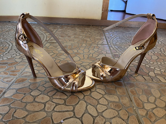 Bronzane sandale