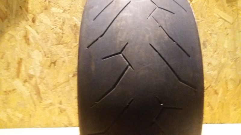 240/45-18 PIRELLI ROSSO 2