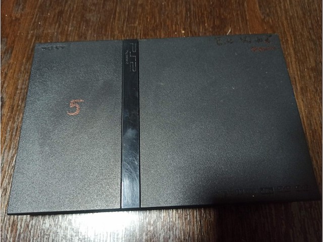 playstation 2 ispravna ko sa slika i u opisu predmeta