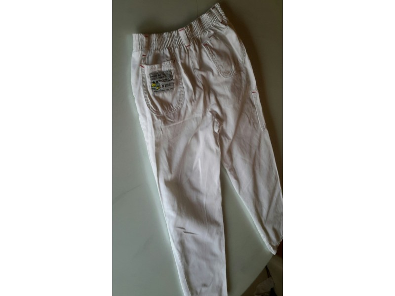 Bele pantalone 140