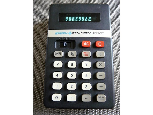 Sperry Remington 833GT - stari kalkulator iz 1975.god.