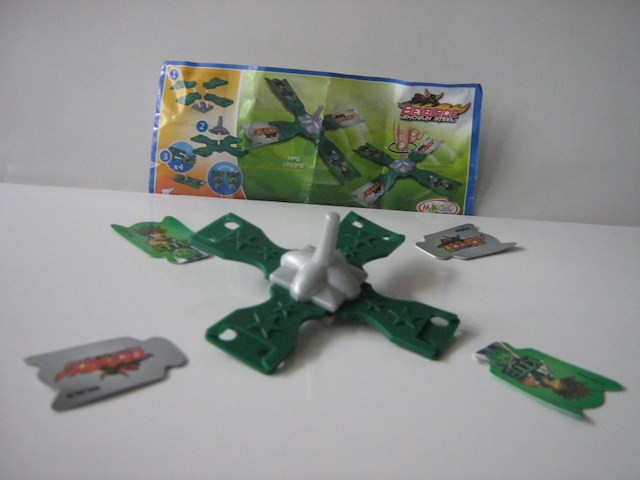 Kinder Surprise - čigra zelena Beyblade UN037B, go move