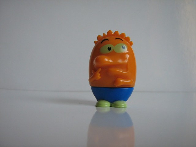 Kinder surprise DC036 nrandžasti marker