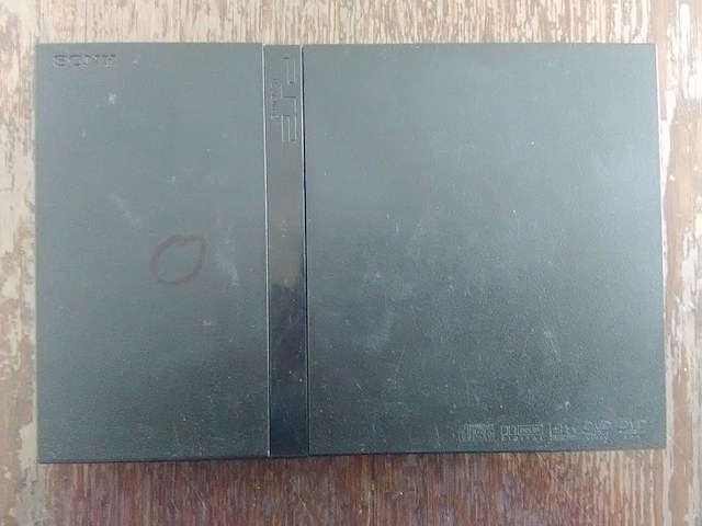 playstation 2 ne cita ko sa slika i u opisu predmeta