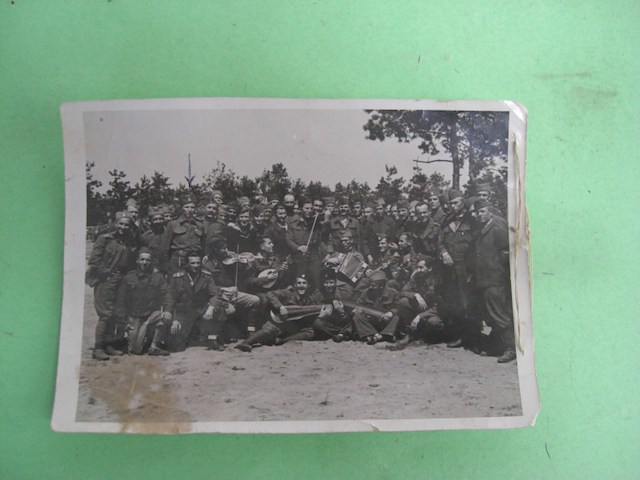 Fotografija- Partizani 1942.g