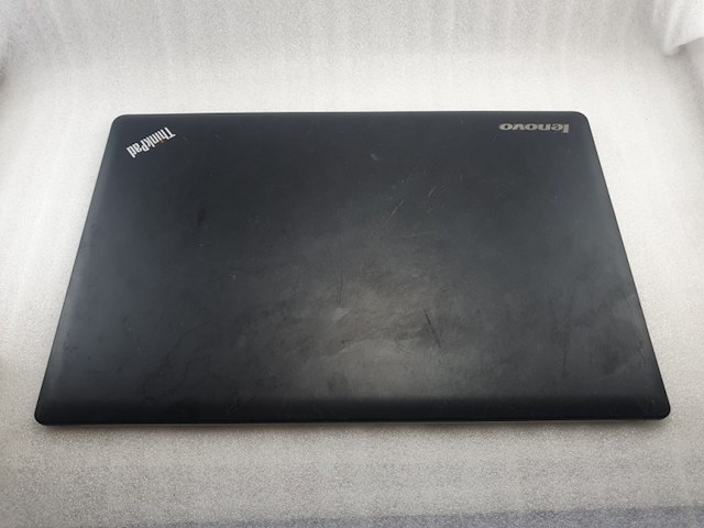Kuciste ekrana za Lenovo ThinkPad E530