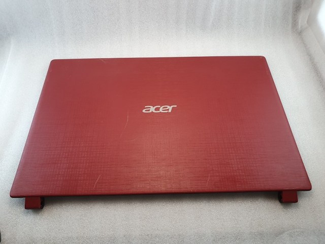 Kuciste ekrana za Acer Aspire A315-31